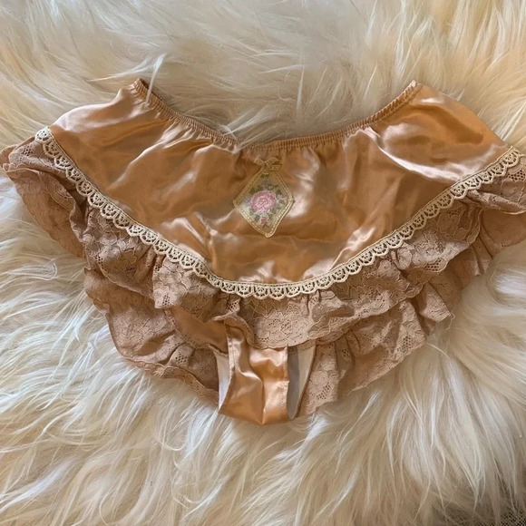Jenny Jen | Intimates & Sleepwear | Jenny Jen Nwt Silk French Lace Tap ...